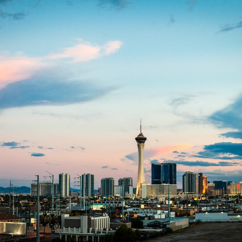 % Best Places to Bungee Jump in the World: Top 10
