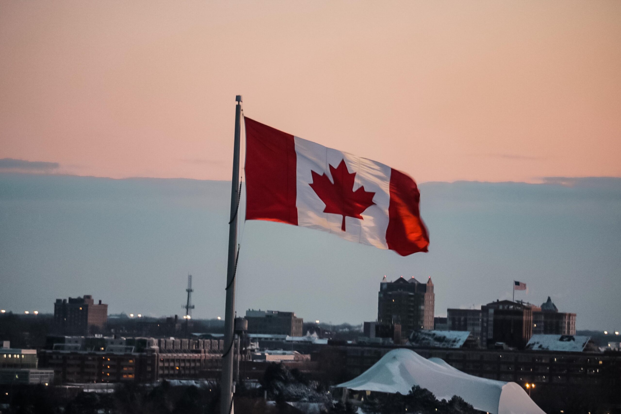 % Tips to Explore Canada on a Budget